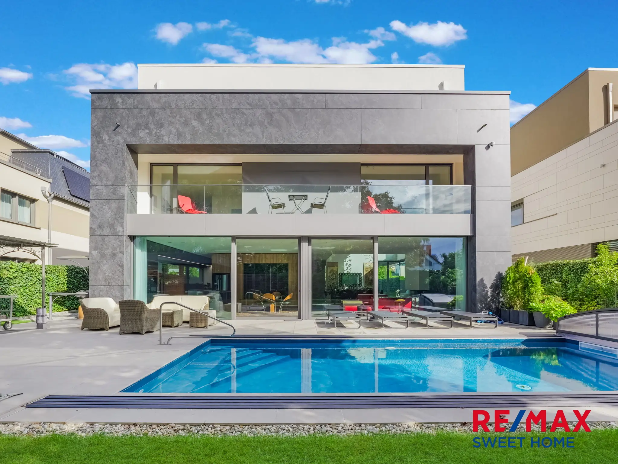 Exceptional villa in Bertrange - RE/MAX Sweet Home